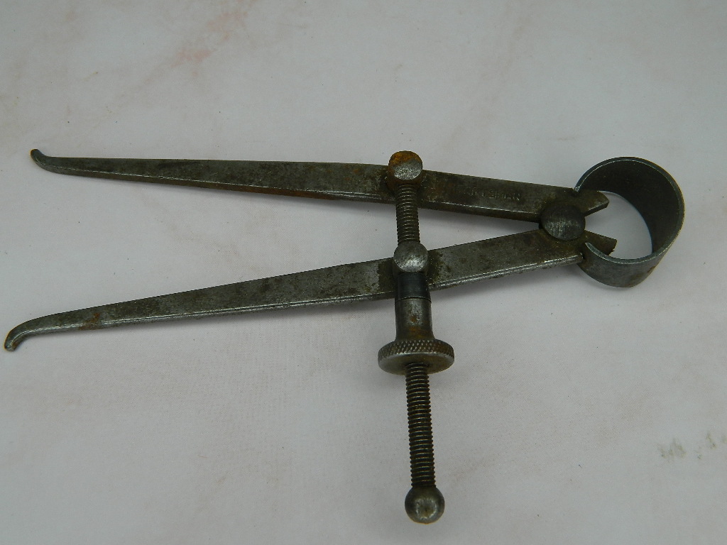 CB4910- CRAFTSMAN Vintage Drafting Compass Specialty Tool – Wilbur Auction