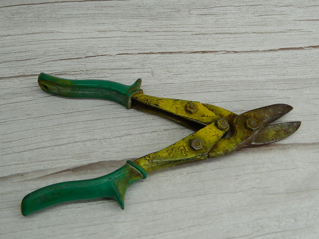 SG6245- Pair of Vintage Green Rubber Handled Tin Snips ’10 Inches Long ...