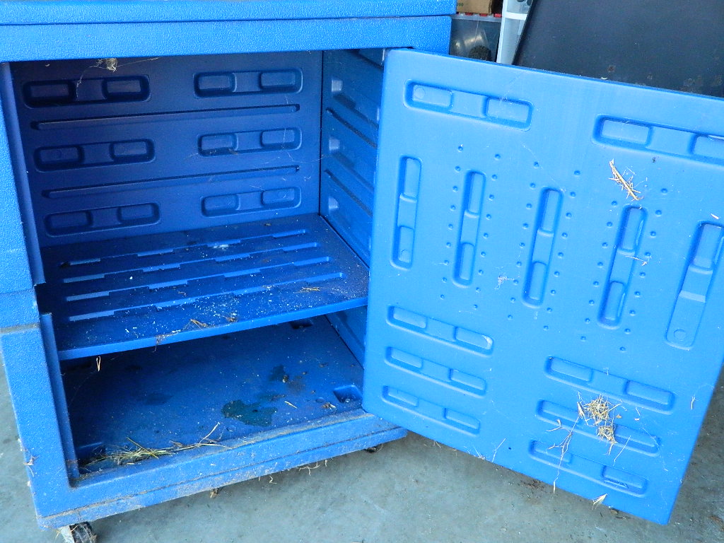 SG1013- Blue Plastic TOOLSOURCE Rolling Organizing Tool Box – Wilbur ...