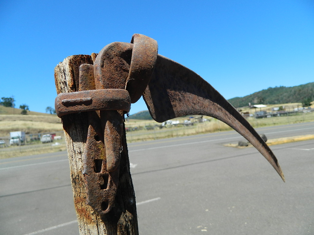 OE8058- ANTIQUE Wooden Handled Metal 59in Long Scythe Hay Grain Sickle ...